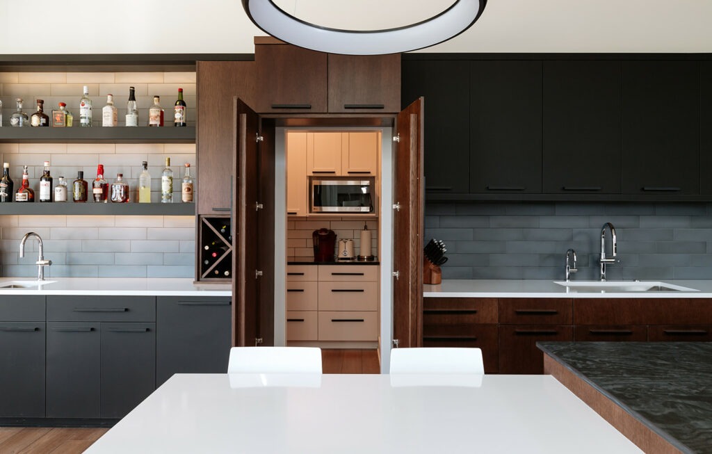 Black + Mocha Kitchen with Walk-In Pantry – CKF